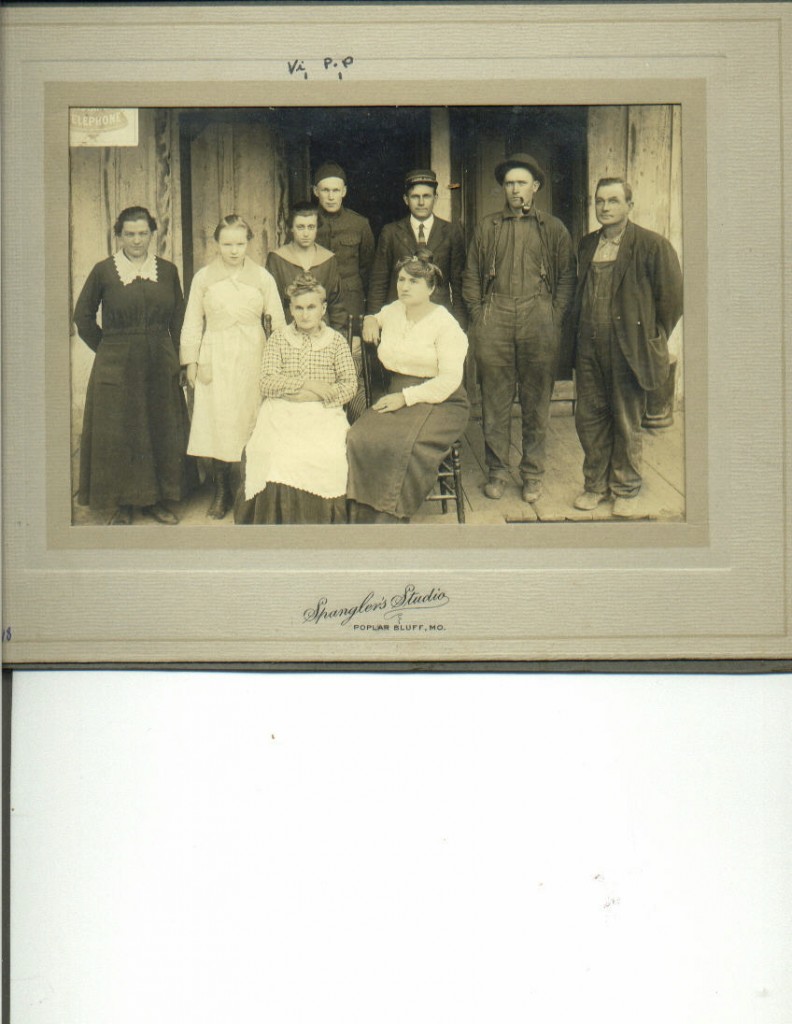 Victor & Violet in Arkansas | Clark Family History